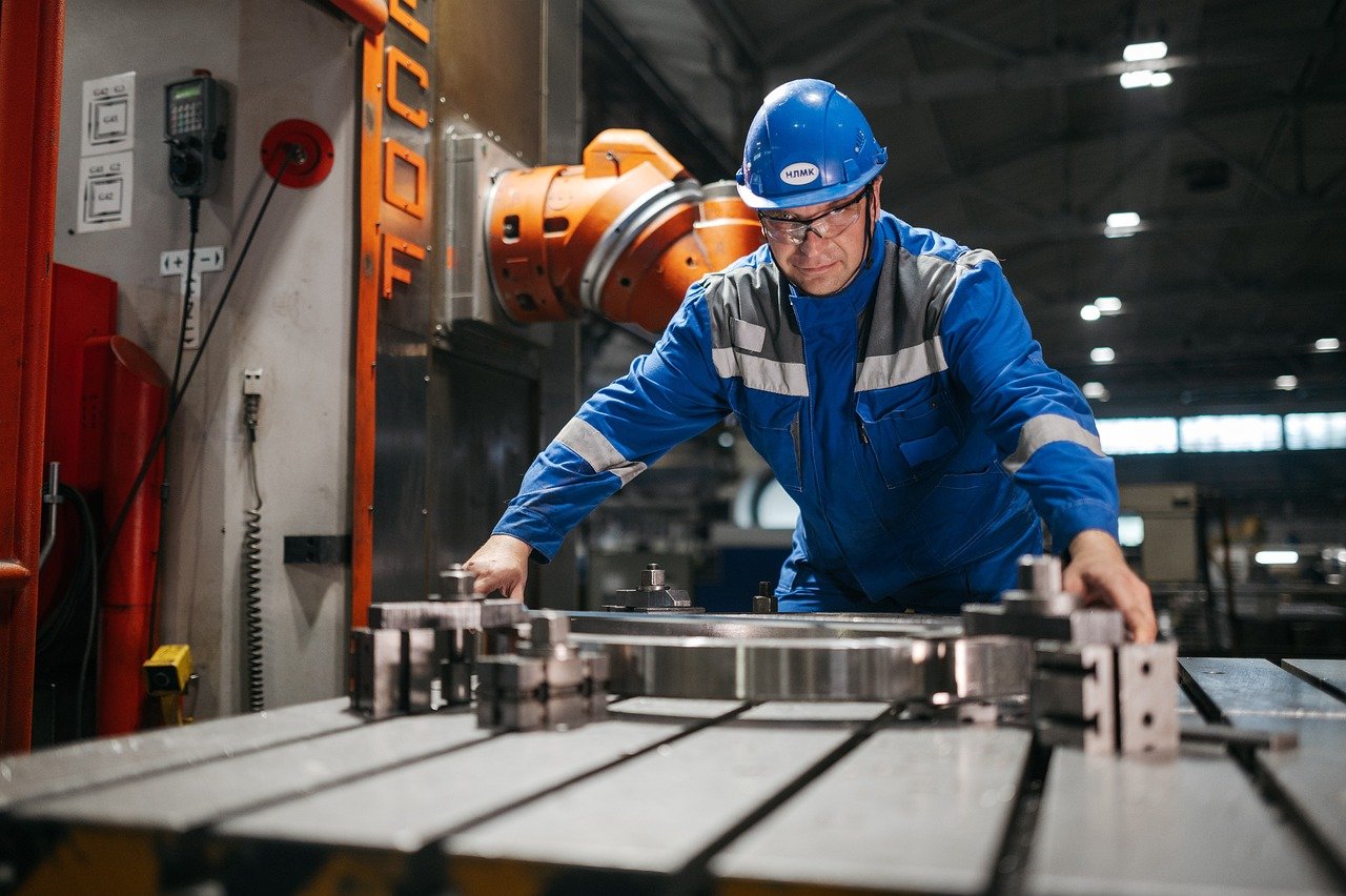 Pourquoi et comment louer un matériel industriel de dégraissage